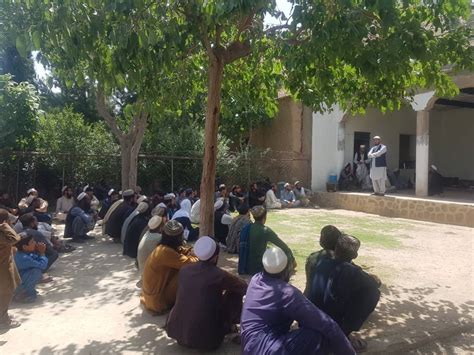 ۳ میلیونه، ۴۷۸ زره او ۳۰۰ افغانۍ ۳۱۷ اړمنو کورنیو ته په ننګرهار ولایت کې ووېشل شوې Afgov