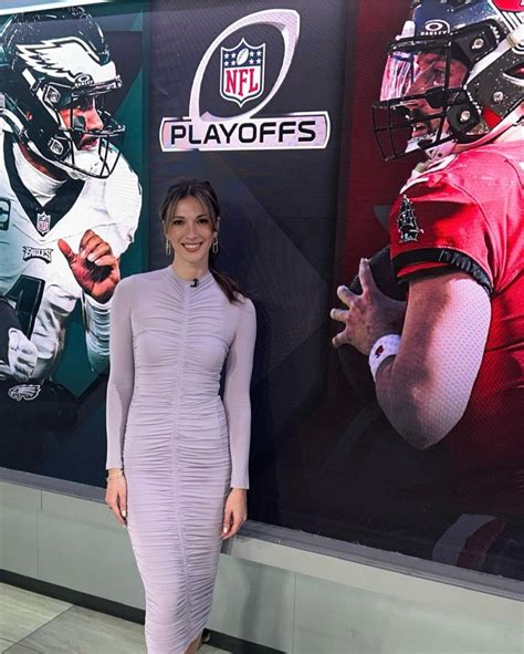 Taryn Hatcher Is The Stunning Nba Sideline Tv Reporter Who Distracts