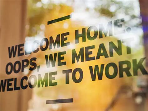 Compare Servcorp Vs Spaces Rubberdesk Ie