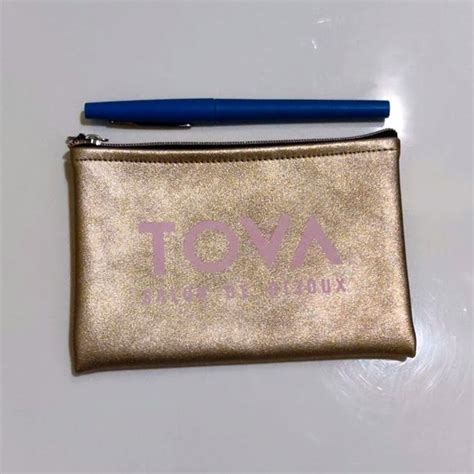 Tova Salon De Bijoux Bags Tova Salon De Bijoux Gold Bag Poshmark