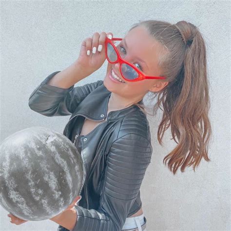 Pin By Santiago Toncon On Isa Tena Tena Isabella Riverdale