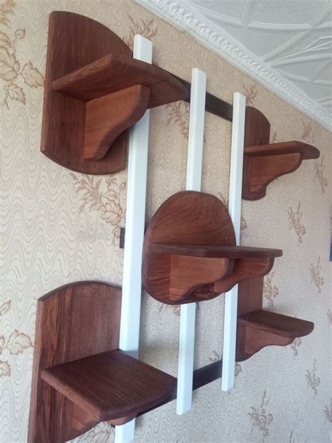 Подставка для цветов из натурального дерева