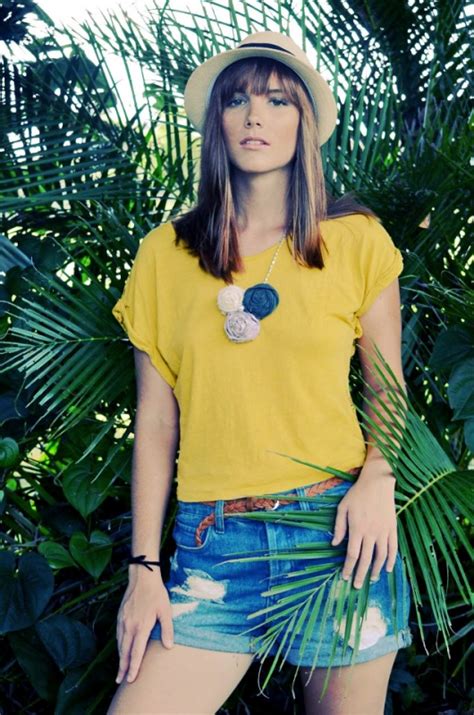 Applegate Agency Model And Talent