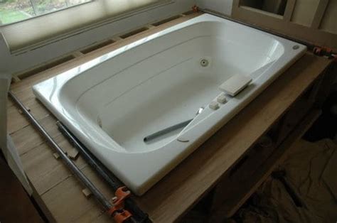 31 Diy Tub Surround Ideas Waterproof Bathtub Wall Panels
