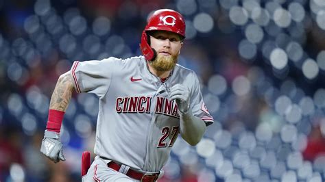 Reds Jake Fraley Tells Fan To Shut The F K Up On Video During Loss To Phillies News