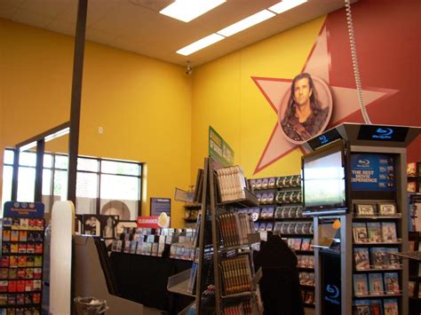 Blockbuster Interior Blockbuster 3192 Square Feet 423 E Flickr