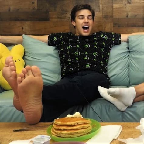 Matpat Feet Very Sexy Photo 4