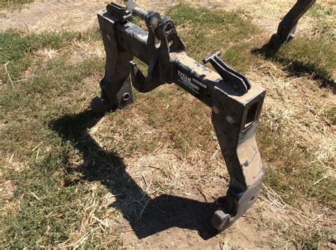 Cnh 3 Pt Class 3 Quick Hitch Bigiron Auctions