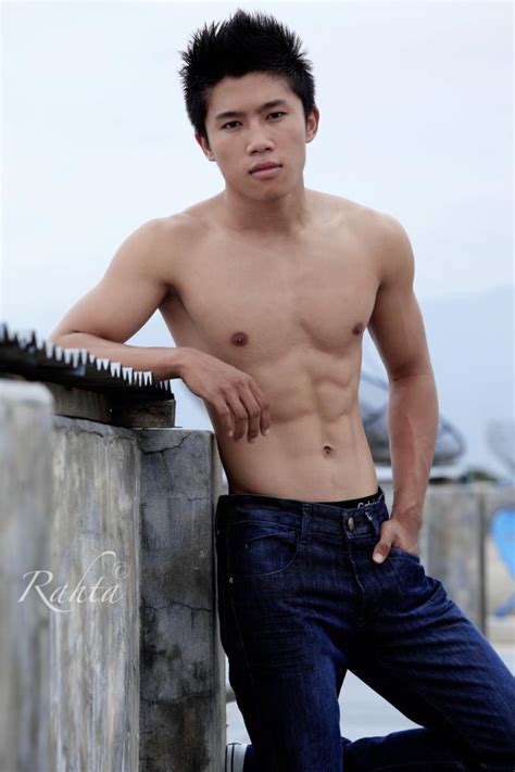 M Y A N M A R H U N K S Hot Guy Online Kaung Khant Kyaw Focus