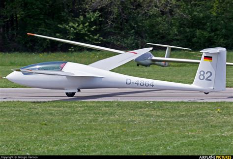 D 4864 Private Schempp Hirth Discus At Alzate Brianza Photo Id 840786 Airplane