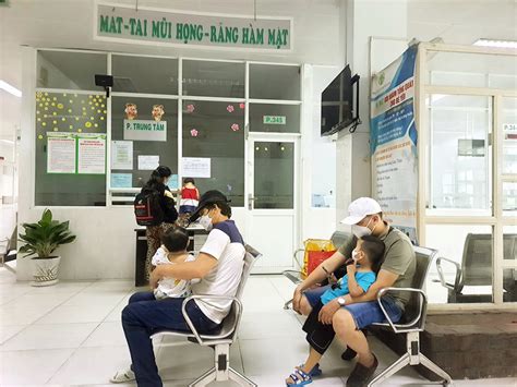 Bỏ tầm soát nhiều trẻ sinh non bị bong võng mạc Báo Phụ Nữ