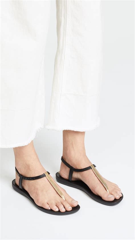 Black Flat T Strap Sandals