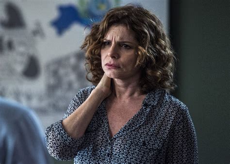 De Olho Nos Detalhes Débora Bloch Deu Um Show Em Justiça