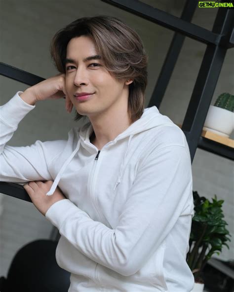 Thana Suttikamol Wiki Biography Age Gallery Spouse And More