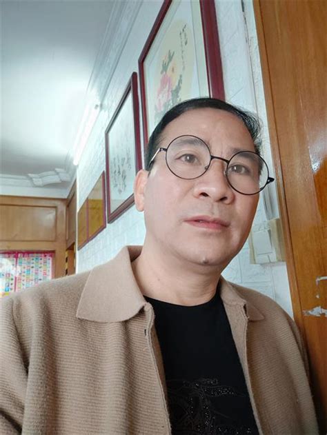 电视栏目《艺术传承》客座教授李文才 《艺术传承》栏目组官网