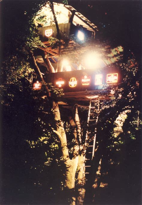 Tom Claytor Photographs To Download