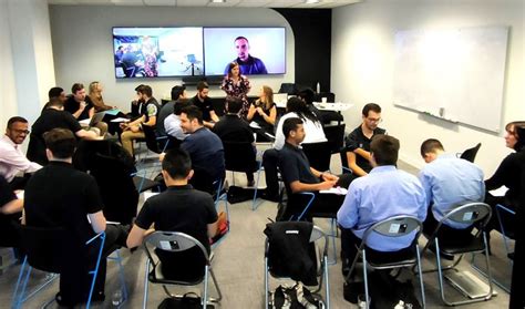 Datastorytelling Plandesigndeliver Presentationskills Kate Norris