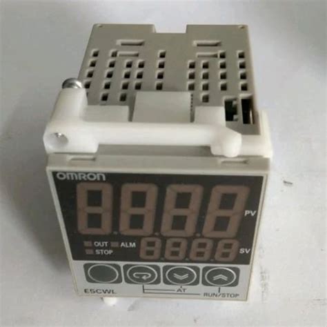 Omron E5cc Cx2sam 800 Temprature Controllers At Rs 2800 Omron