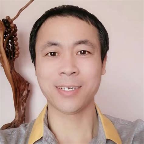 長按視頻識別圖片看后續小說推薦 拯救書荒 文荒推薦 長按視頻識別圖片看后續小說推薦 拯救書荒 文荒推薦 By 家裝何哥 Facebook