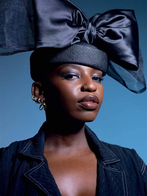 The Real Queen Bee Clubx Entertainment Read This Story On