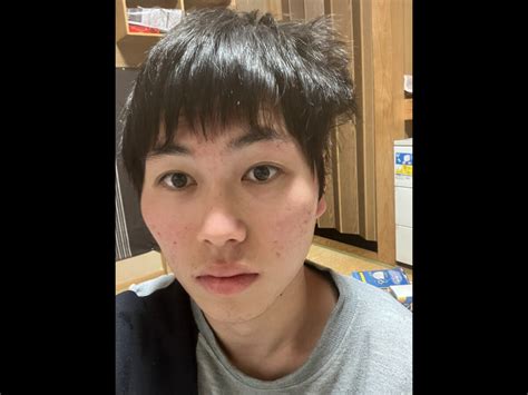 Ague R By えm Album Reviews Ratings Credits Song List Rate Your Music