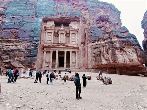 حركة سياحية اعتيادية في البترا شرق وغرب وكالة عمون الاخبارية