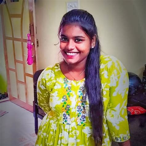 𝒿ℯ𝓈𝓈𝒾🍃💗🎀 Jessi Offi • Threads Say More