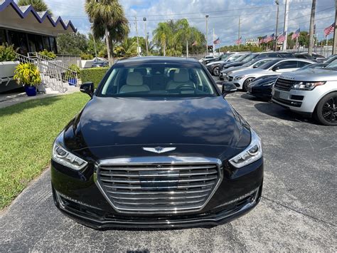 2019 Genesis G90