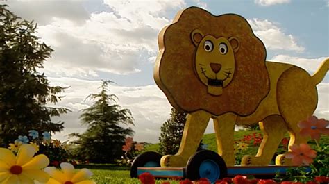 Teletubbies Bear And Lion