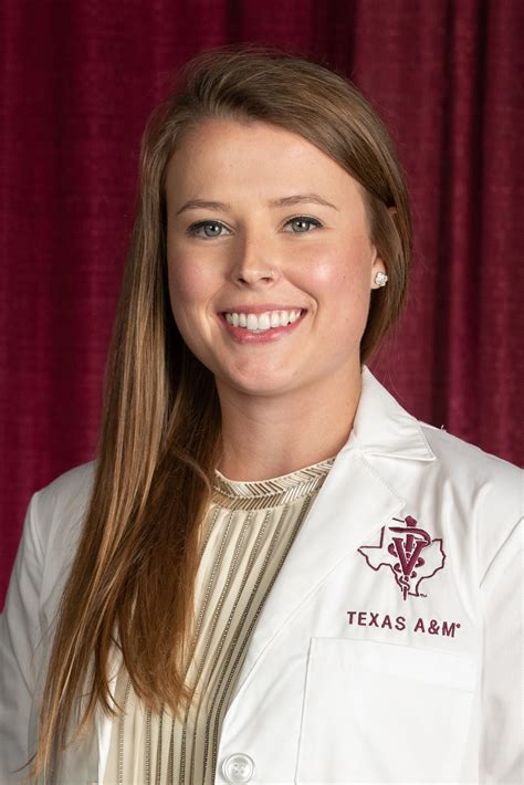 Aggie Veterinarian Ashlyn Holbert Studies Amr In Food Animals