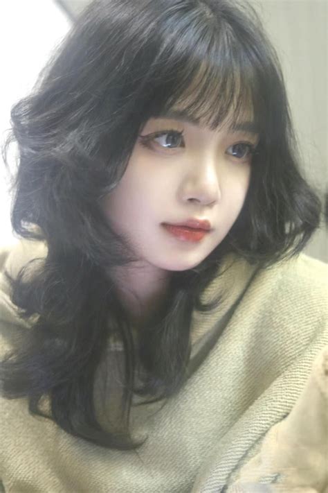 99 Ý Tưởng Mẫu Tóc Con Sứa Cá Tính Hot Trend Cho Nàng 2025