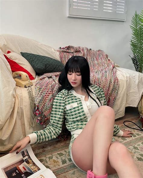 Sua Sua With Bangs 230609 Sua Ig Rdreamcatcher