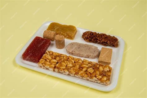 Doces Típicos Brasileiros Consumidos Nas Festas Juninas Festa Junina E No Dia De São Cosme E