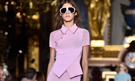 French Law Requires Models To Prove Healthy Body