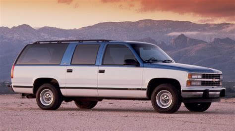 Why General Motors Gmt400 Truck Design Remains Legendary 30 Years