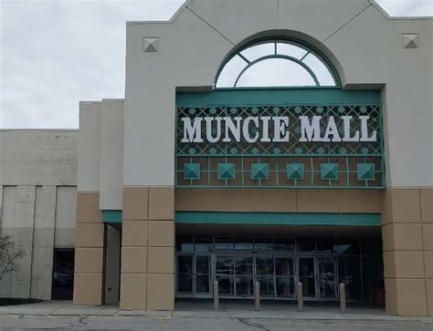 The Fashion Mall At Keystone In Indianapolis In High End Stores And New