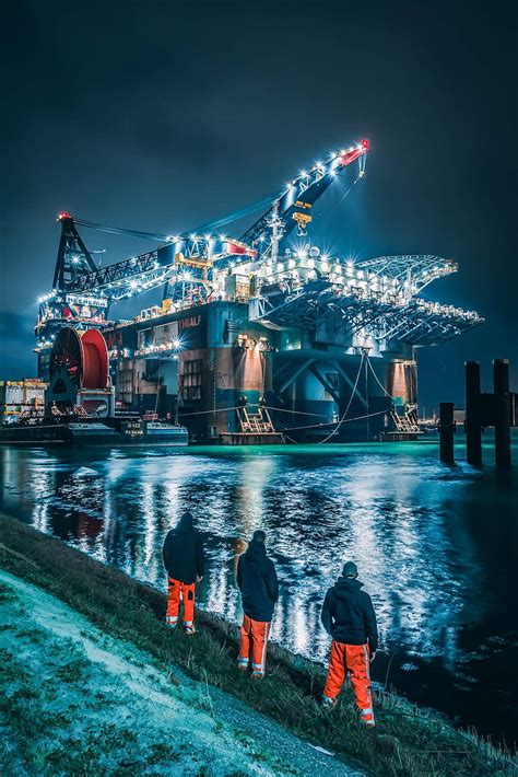 Oil Rig Wallpapers 4k Hd Oil Rig Backgrounds On Wallpaperbat