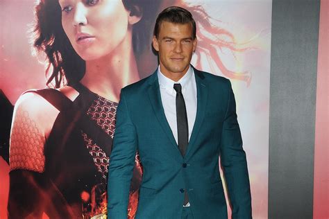 Alan Ritchson Hongerspelen What An Incredible Time Stopped By