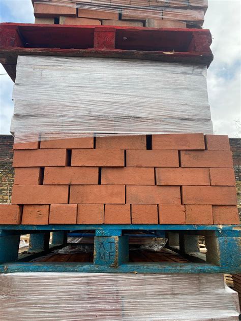 75mm New Smooth Red Engineering Bricks Free Nationwide Delivery