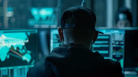 Cómo China Instaló Microchips Para Espiar Secretos Tecnológicos De Amazon Apple Y El Gobierno