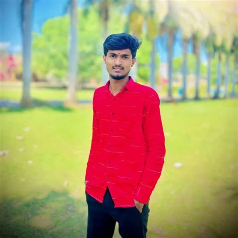 ⚜️चि ईश्वर वायभट ⚜️ Official Mr Ishwar • Threads Say More