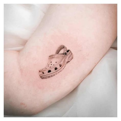 31 Shoe Tattoos That Will Make You Fall In Love With Footwear Art