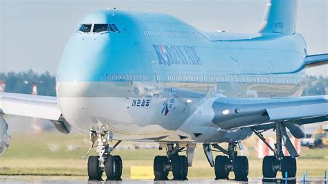 Will The Boeing 747 8i Be The Largest Aircraft Ever Produced By Boeing