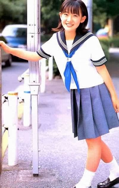 图文：日本女星 校园制服诱惑”大集合前田亚季 搜狐娱乐