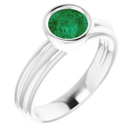 14k White Gold Lab Grown Emerald Solitaire Ring