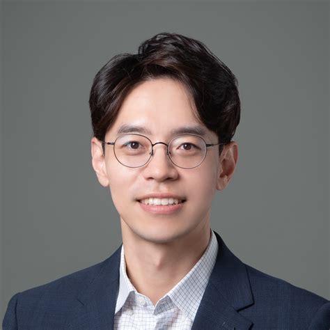 Dongwoo Kim