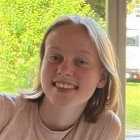 Simone Van Der Bruggen Youtube