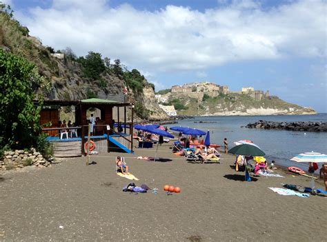 The Secret Island Of Procida Travellingpantaloni