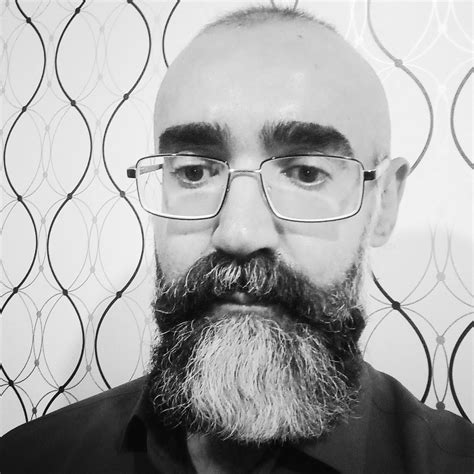 سفیدها و خاکستری‌ها در جنبش‌های اجتماعی سایت خبری‌ تحلیلی زیتون