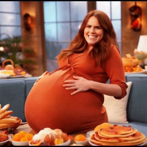 Pregnant Belly Expansion Preggygirl69 By Cf129 On Deviantart